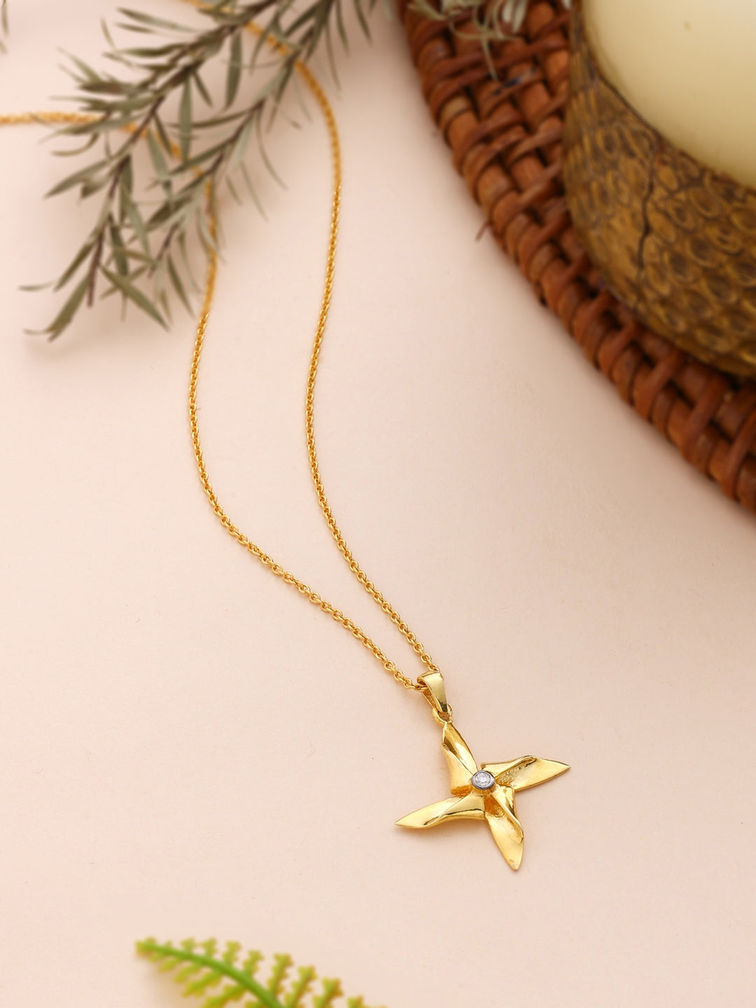 Buy 925 Silver Intricate Folds Safari Pendant at Kicky and Perky